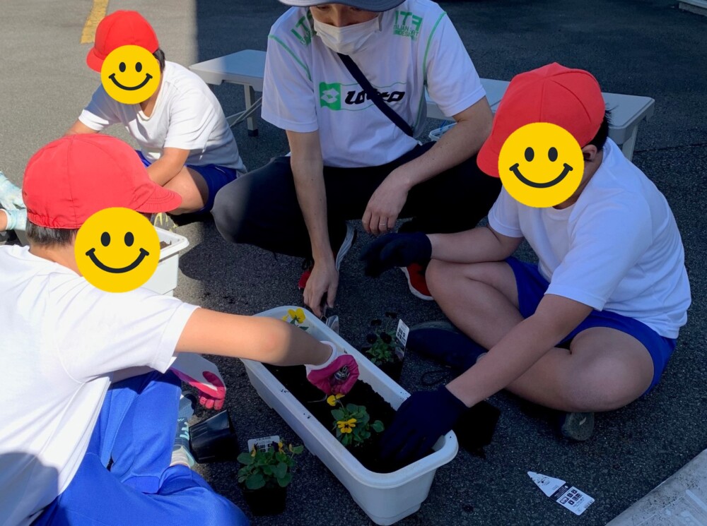 花いっぱい運動（全校） 山梨県立わかば支援学校ふじかわ分校